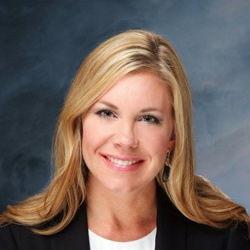 Kelly Perkins | PeoriaMagazines.com